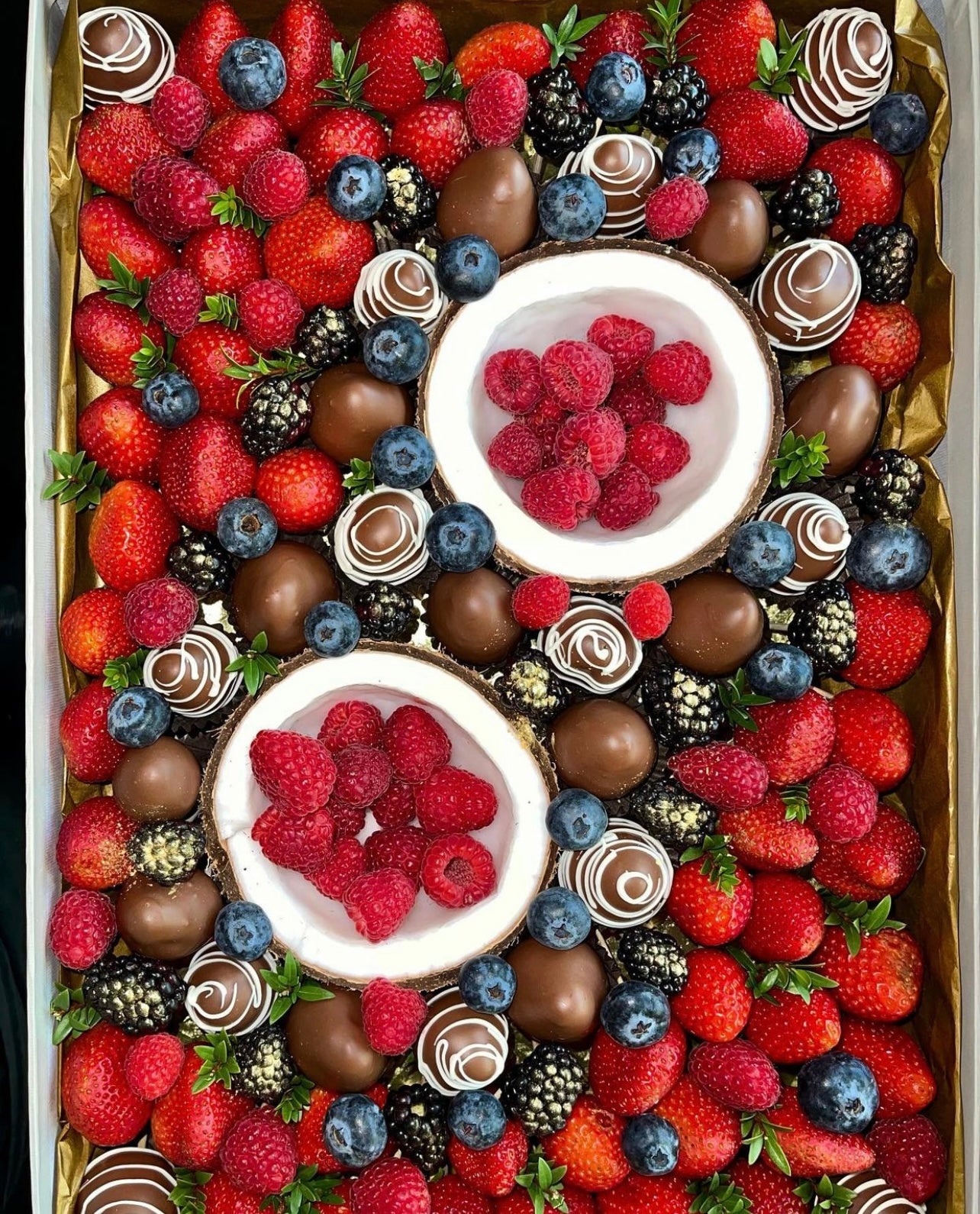 DELICIOUS BERRY BOX – Gourmet Gift 4U